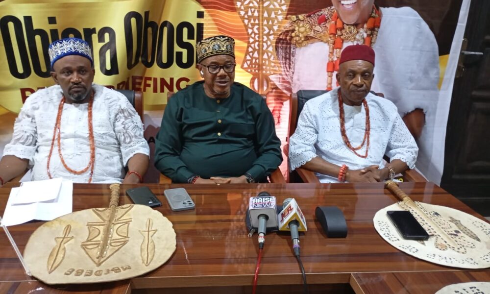 Igwe Chidubem Iweka Marks 14th Obiora/Iwaji Festival on Eze Iweka III ...